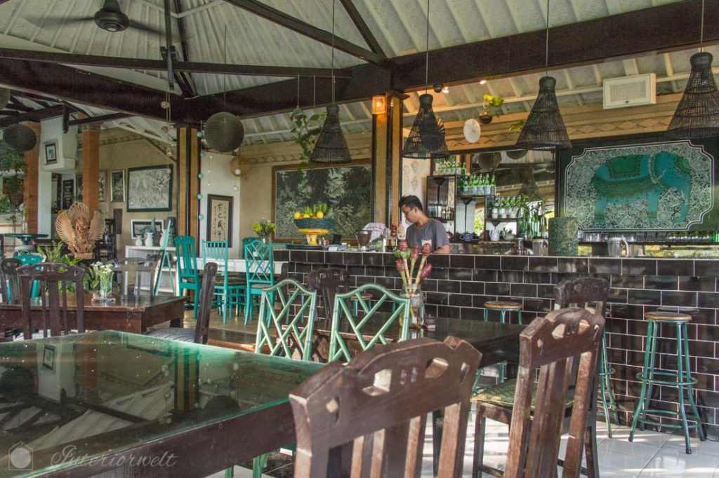 Grünes Paradies - The Elephant Restaurant Ubud - interiorwelt.de